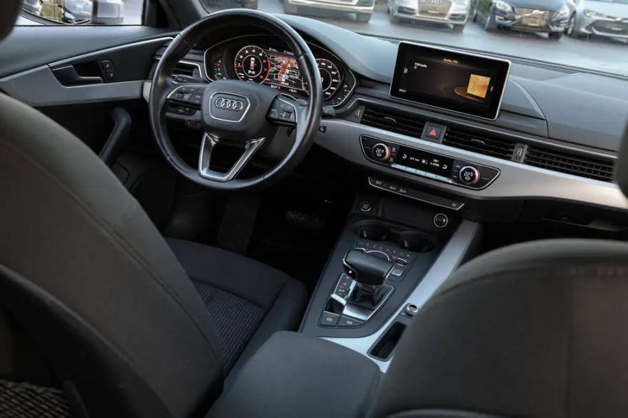 Pelēks Audi A4 2016 Jelgava, ar dzinēja tilpumu 2.00 L un nobraukumu 272 tūkst. km par 11450 €, foto 14 vietnē AUTOMOTO.COM.LV