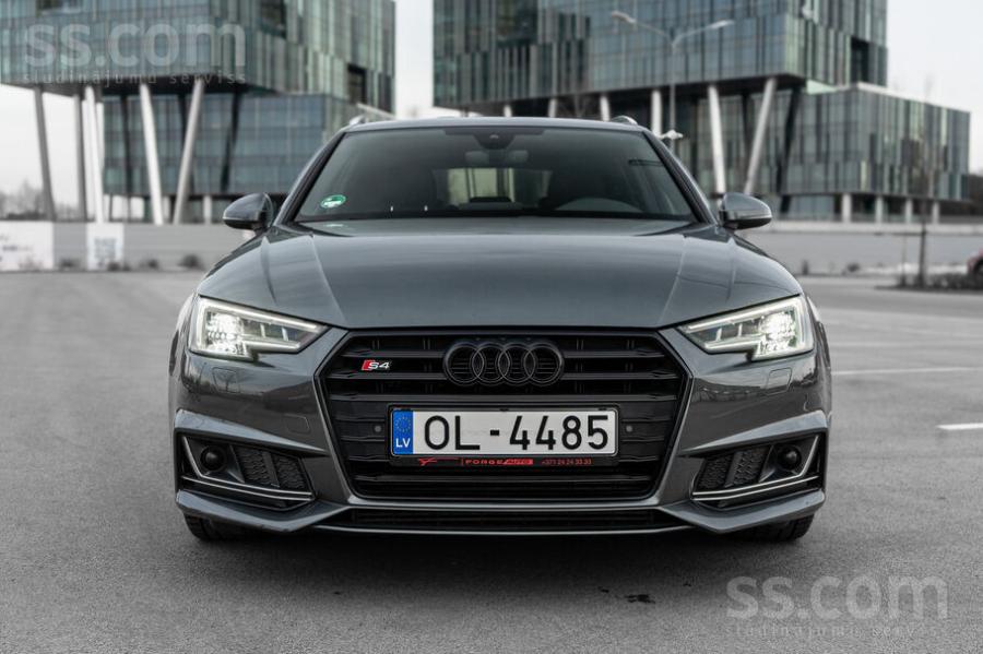 Grey Audi A4 2017 in Riga, with an engine capacity of 3.00 L and mileage of 228 thousand km for 13990 €, photo 6 on AUTOMOTO.COM.LV