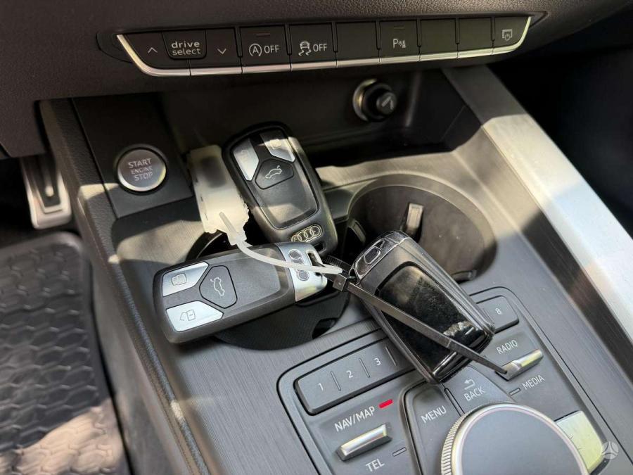 Pelēks Audi A4 2017 Utena, ar dzinēja tilpumu 1.97 L un nobraukumu 232 tūkst. km par 12850 €, foto 26 vietnē AUTOMOTO.COM.LV