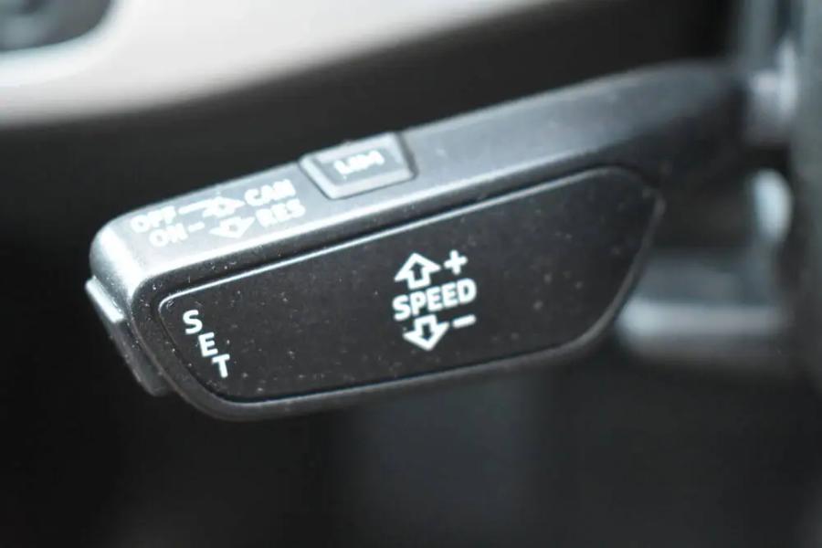 Pelēks Audi A4 2017 Talsi, ar dzinēja tilpumu 2.00 L un nobraukumu 209 tūkst. km par 11900 €, foto 19 vietnē AUTOMOTO.COM.LV