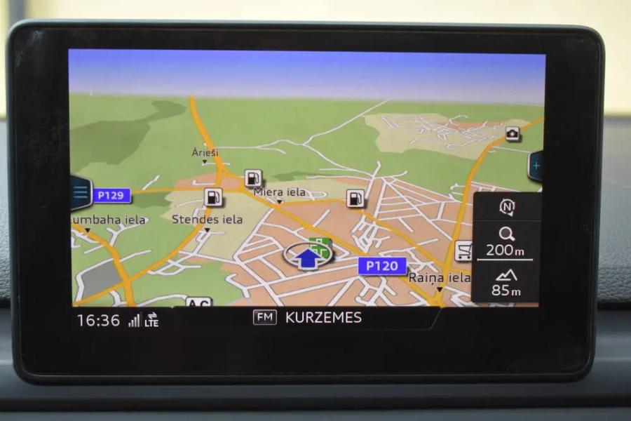 Pelēks Audi A4 2017 Talsi, ar dzinēja tilpumu 2.00 L un nobraukumu 209 tūkst. km par 11900 €, foto 24 vietnē AUTOMOTO.COM.LV