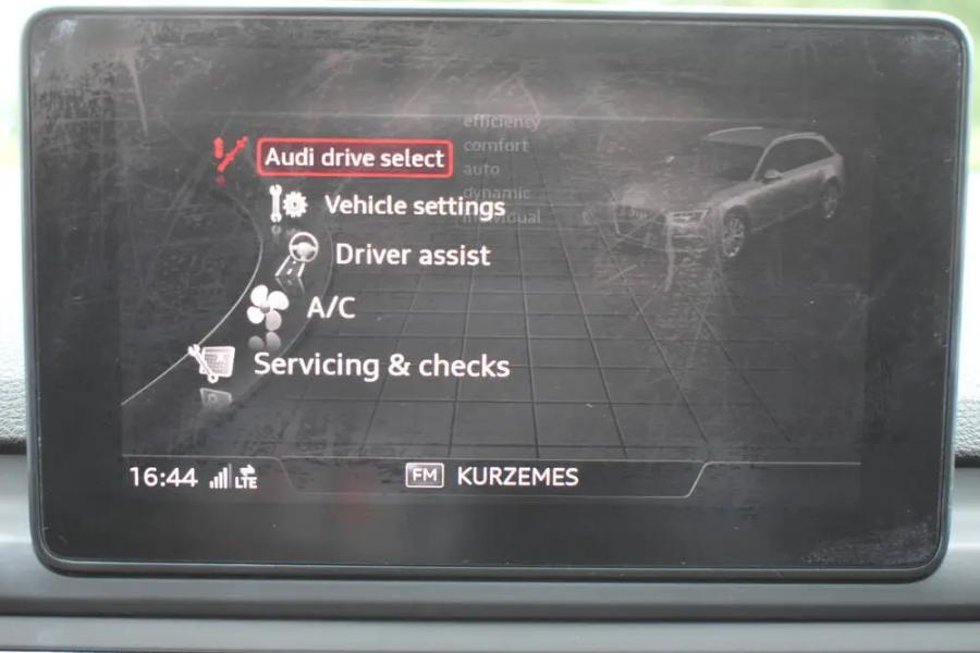 Pelēks Audi A4 2017 Talsi, ar dzinēja tilpumu 2.00 L un nobraukumu 209 tūkst. km par 11900 €, foto 31 vietnē AUTOMOTO.COM.LV