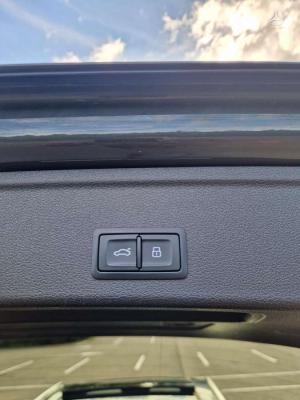 Grey Audi A4 2017 in Siauliai, with an engine capacity of 1.97 L and mileage of 280 thousand km for 14750 €, photo 13 on AUTOMOTO.COM.LV