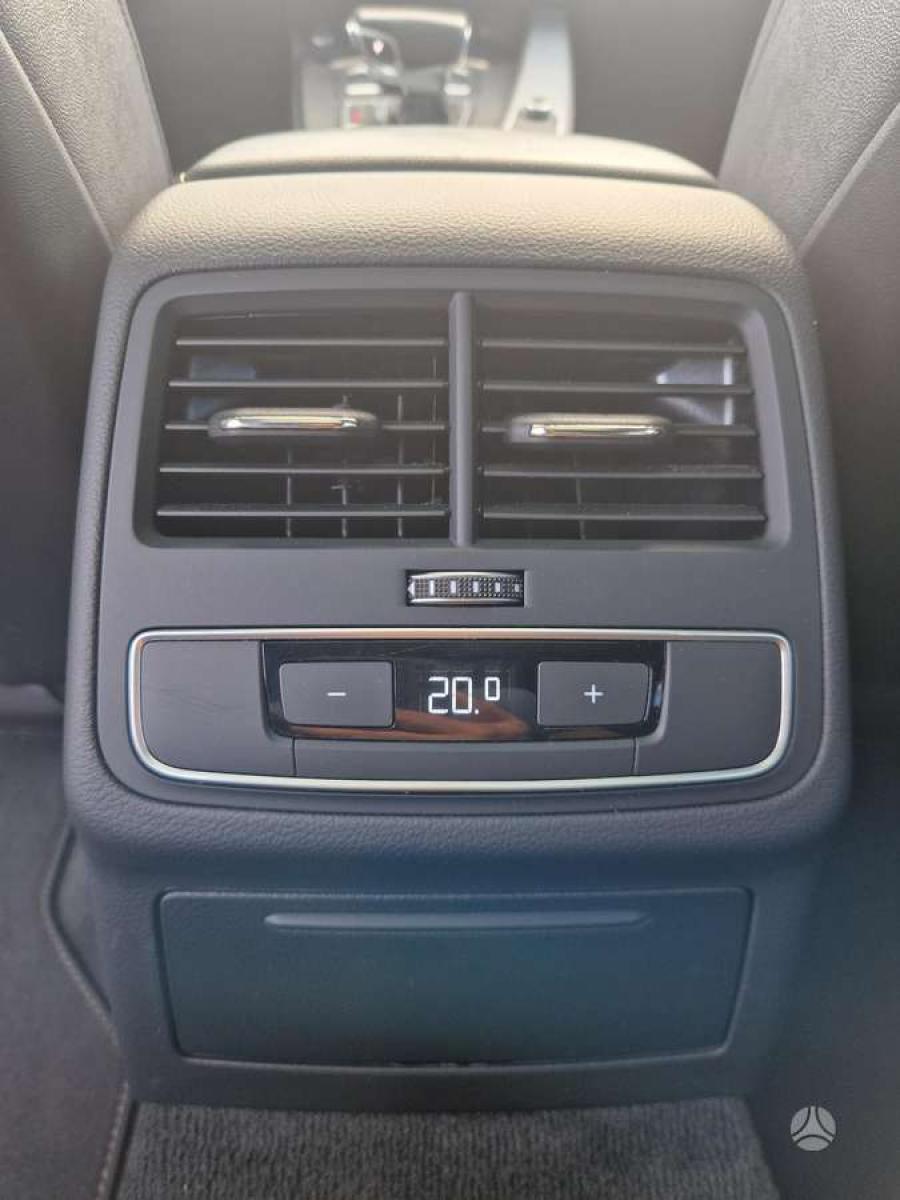 Grey Audi A4 2017 in Siauliai, with an engine capacity of 1.97 L and mileage of 280 thousand km for 14750 €, photo 32 on AUTOMOTO.COM.LV
