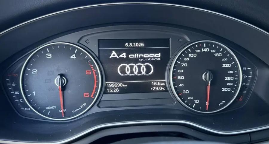 Grey Audi A4 2017 in Rezekne, with an engine capacity of 2.00 L and mileage of 200 thousand km for 15990 €, photo 9 on AUTOMOTO.COM.LV