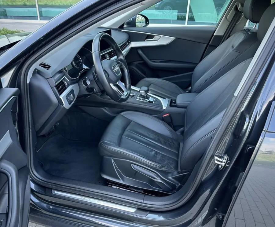 Grey Audi A4 2017 in Rezekne, with an engine capacity of 2.00 L and mileage of 200 thousand km for 15990 €, photo 10 on AUTOMOTO.COM.LV