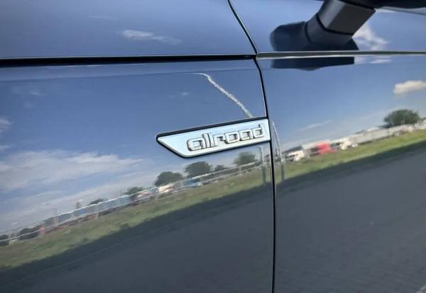 Grey Audi A4 2017 in Rezekne, with an engine capacity of 2.00 L and mileage of 200 thousand km for 15990 €, photo 10 on AUTOMOTO.COM.LV