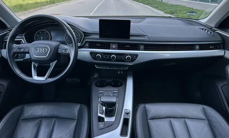 Grey Audi A4 2017 in Rezekne, with an engine capacity of 2.00 L and mileage of 200 thousand km for 15990 €, photo 12 on AUTOMOTO.COM.LV