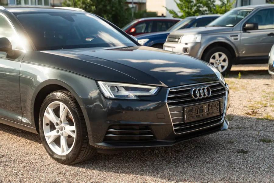 Pelēks Audi A4 2017 Liepāja, ar dzinēja tilpumu 1.40 L un nobraukumu 195 tūkst. km par 12950 €, foto 4 vietnē AUTOMOTO.COM.LV
