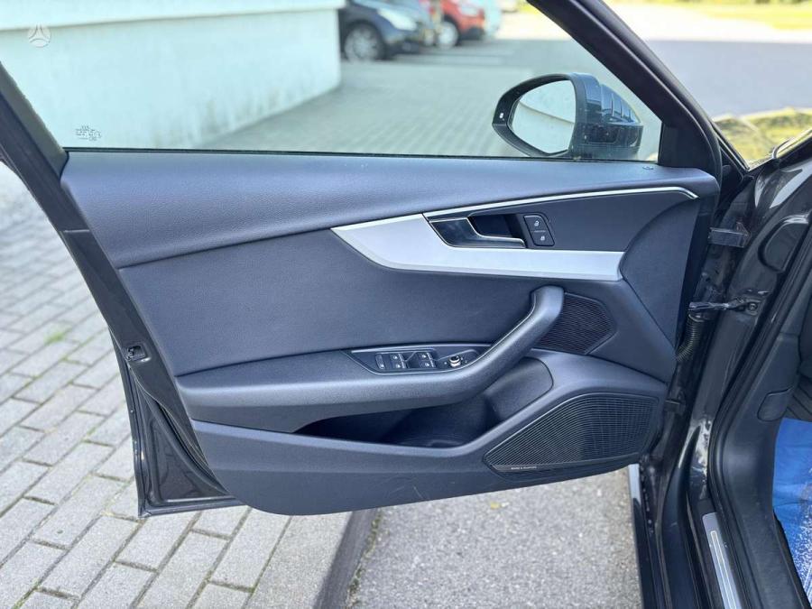 Pelēks Audi A4 2017 Kauņa, ar dzinēja tilpumu 1.97 L un nobraukumu 291 tūkst. km par 12999 €, foto 15 vietnē AUTOMOTO.COM.LV