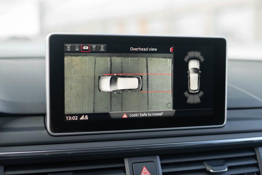 Grey Audi A4 2017 in Riga, with an engine capacity of 2.00 L and mileage of 210 thousand km for 12770 €, photo 22 on AUTOMOTO.COM.LV