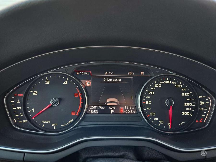 Grey Audi A4 2017 in Vilnius, with an engine capacity of 2.97 L and mileage of 250 thousand km for 12800 €, photo 10 on AUTOMOTO.COM.LV