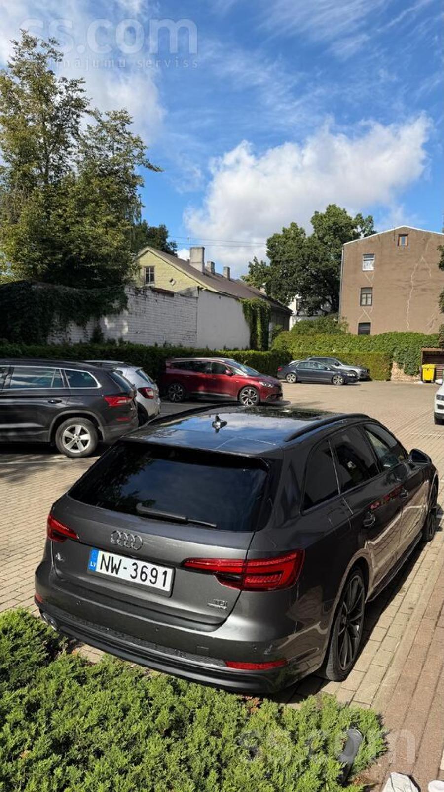 Grey Audi A4 2017 in Riga, with an engine capacity of 3.00 L and mileage of 156 thousand km for 21750 €, photo 5 on AUTOMOTO.COM.LV