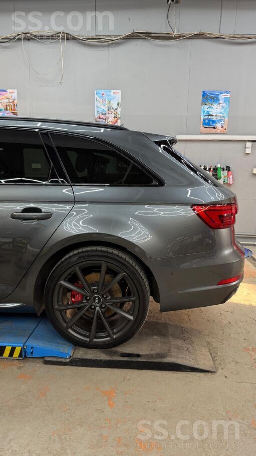 Grey Audi A4 2017 in Riga, with an engine capacity of 3.00 L and mileage of 156 thousand km for 21750 €, photo 9 on AUTOMOTO.COM.LV