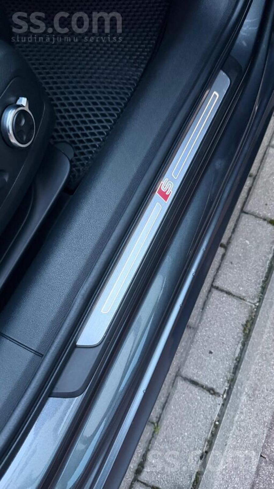 Grey Audi A4 2017 in Riga, with an engine capacity of 3.00 L and mileage of 156 thousand km for 21750 €, photo 29 on AUTOMOTO.COM.LV