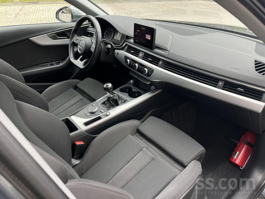 Pelēks Audi A4 2018 Jelgava, ar dzinēja tilpumu 2.00 L un nobraukumu 209 tūkst. km par 11990 €, foto 12 vietnē AUTOMOTO.COM.LV