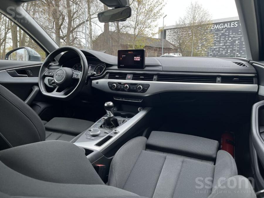 Pelēks Audi A4 2018 Jelgava, ar dzinēja tilpumu 2.00 L un nobraukumu 209 tūkst. km par 11990 €, foto 14 vietnē AUTOMOTO.COM.LV