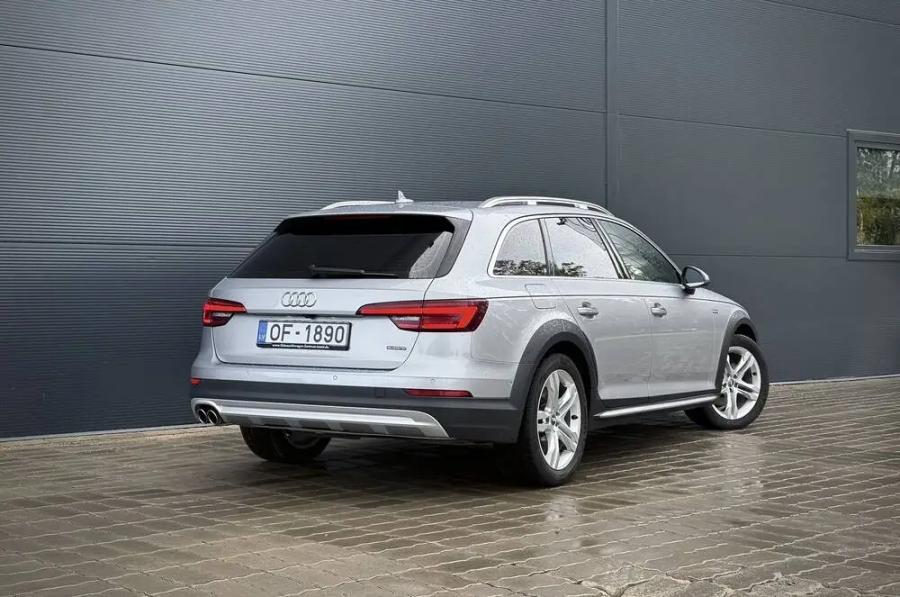 Grey Audi A4 2018 in Riga, with an engine capacity of 3.00 L and mileage of 215 thousand km for 17995 €, photo 7 on AUTOMOTO.COM.LV