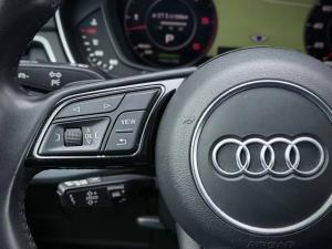 Grey Audi A4 2018 in Riga, with an engine capacity of 3.00 L and mileage of 215 thousand km for 17995 €, photo 11 on AUTOMOTO.COM.LV