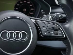 Grey Audi A4 2018 in Riga, with an engine capacity of 3.00 L and mileage of 215 thousand km for 17995 €, photo 12 on AUTOMOTO.COM.LV
