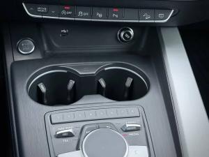 Grey Audi A4 2018 in Riga, with an engine capacity of 3.00 L and mileage of 215 thousand km for 17995 €, photo 19 on AUTOMOTO.COM.LV