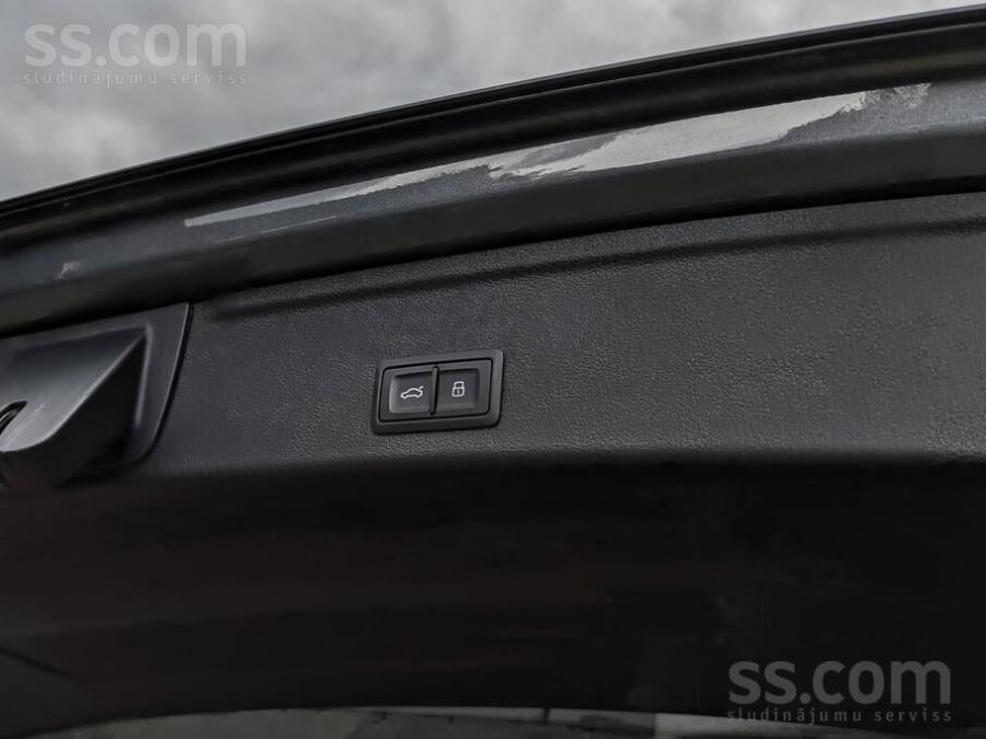 Pelēks Audi A4 2018 Tukums, ar dzinēja tilpumu 3.00 L un nobraukumu 225 tūkst. km par 15990 €, foto 29 vietnē AUTOMOTO.COM.LV