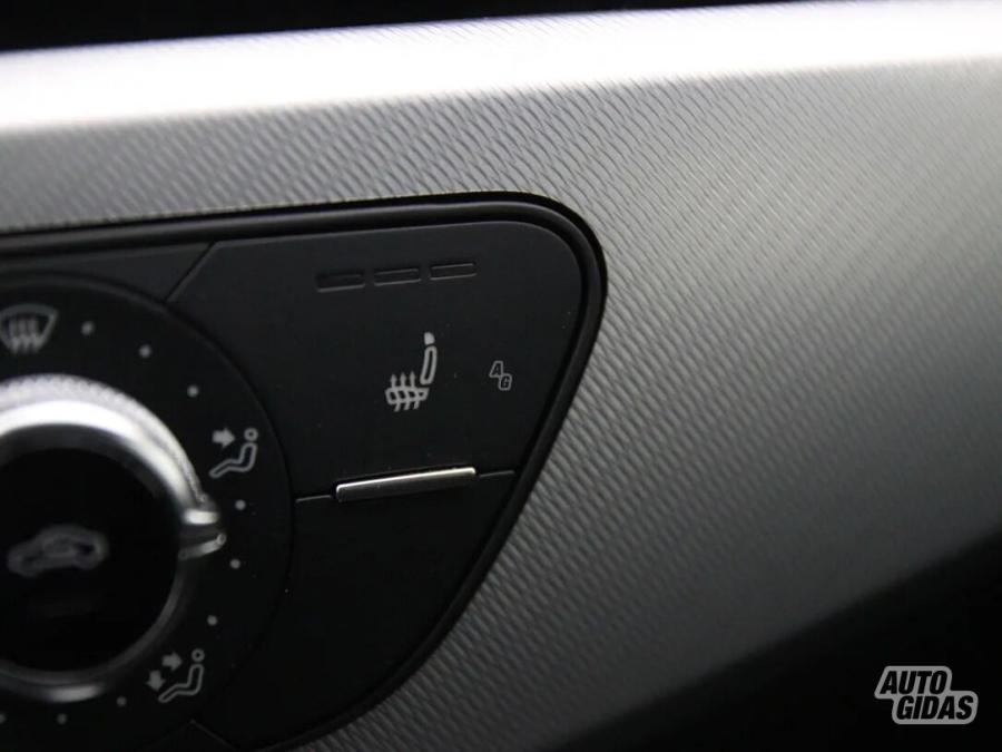Pelēks Audi A4 2019 Viļņa, ar dzinēja tilpumu 3.00 L un nobraukumu 247 tūkst. km par 16899 €, foto 30 vietnē AUTOMOTO.COM.LV