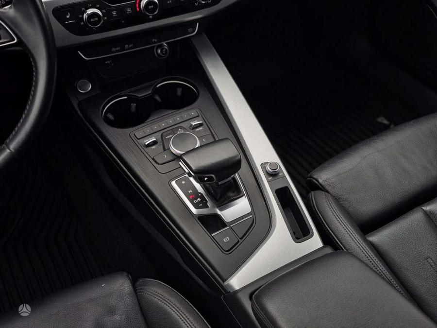 Grey Audi A4 2019 in Rokiskis, with an engine capacity of 1.98 L and mileage of 151 thousand km for 10750 €, photo 22 on AUTOMOTO.COM.LV