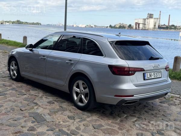 Grey Audi A4 2019 in Riga, with an engine capacity of 2.00 L and mileage of 229 thousand km for 15000 €, photo 5 on AUTOMOTO.COM.LV