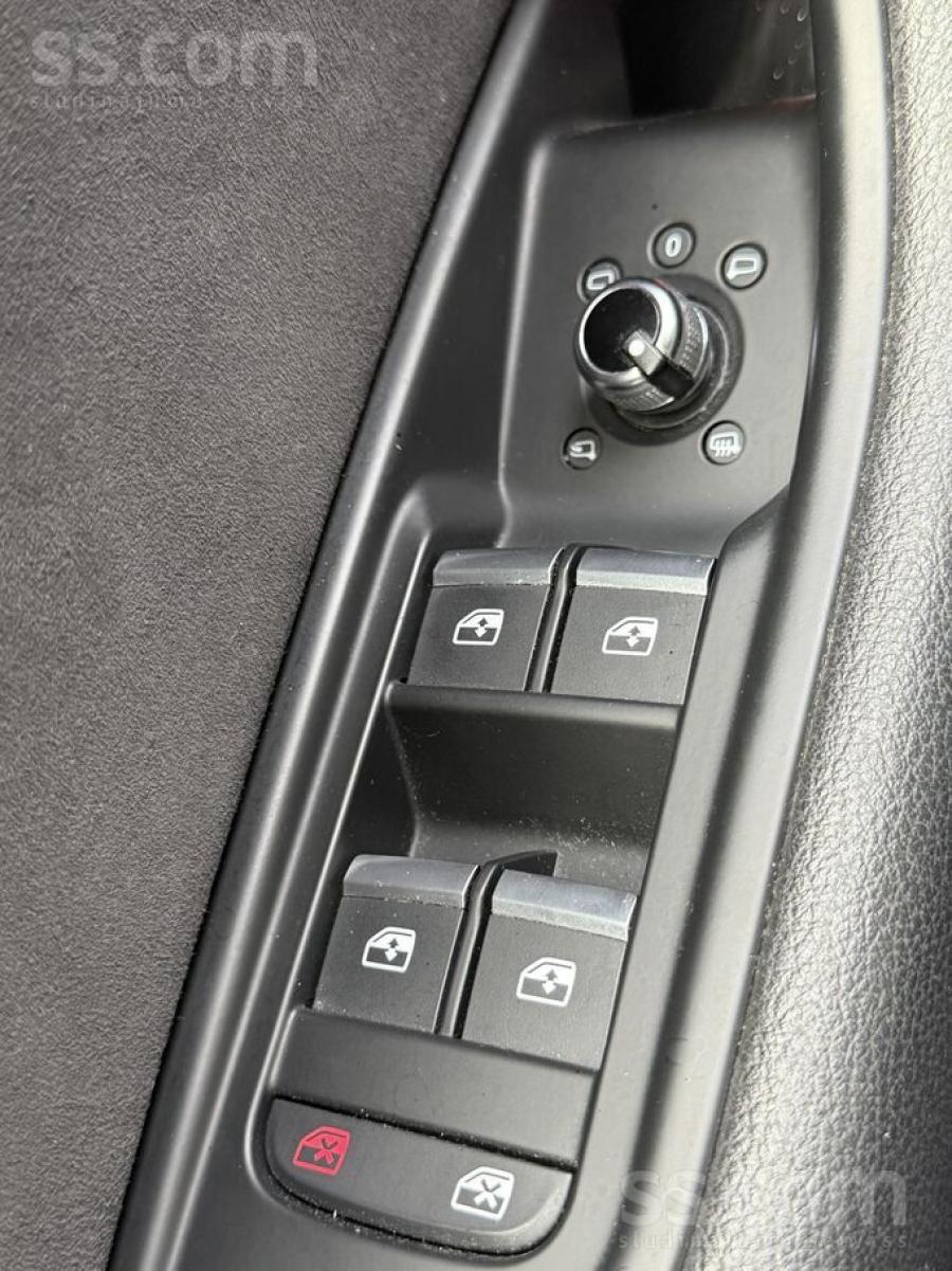 Grey Audi A4 2019 in Riga, with an engine capacity of 2.00 L and mileage of 229 thousand km for 15000 €, photo 9 on AUTOMOTO.COM.LV