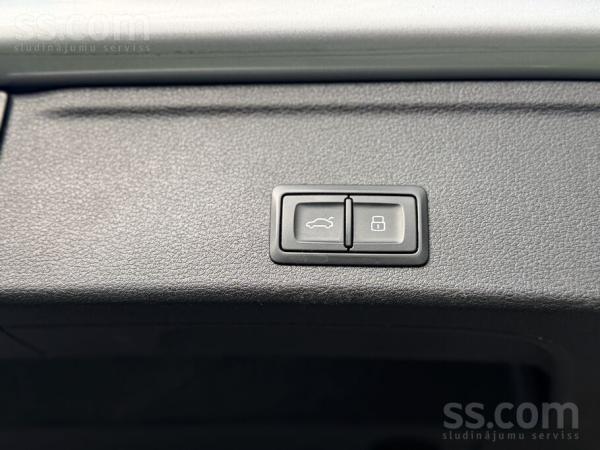 Grey Audi A4 2019 in Riga, with an engine capacity of 2.00 L and mileage of 229 thousand km for 15000 €, photo 10 on AUTOMOTO.COM.LV