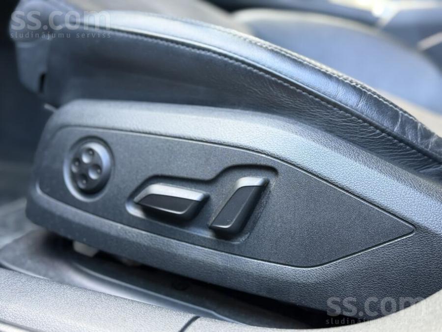 Grey Audi A4 2019 in Riga, with an engine capacity of 2.00 L and mileage of 229 thousand km for 15000 €, photo 12 on AUTOMOTO.COM.LV