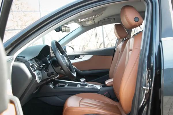 Grey Audi A4 2019 in Tukums, with an engine capacity of 2.00 L and mileage of 282 thousand km for 15990 €, photo 7 on AUTOMOTO.COM.LV