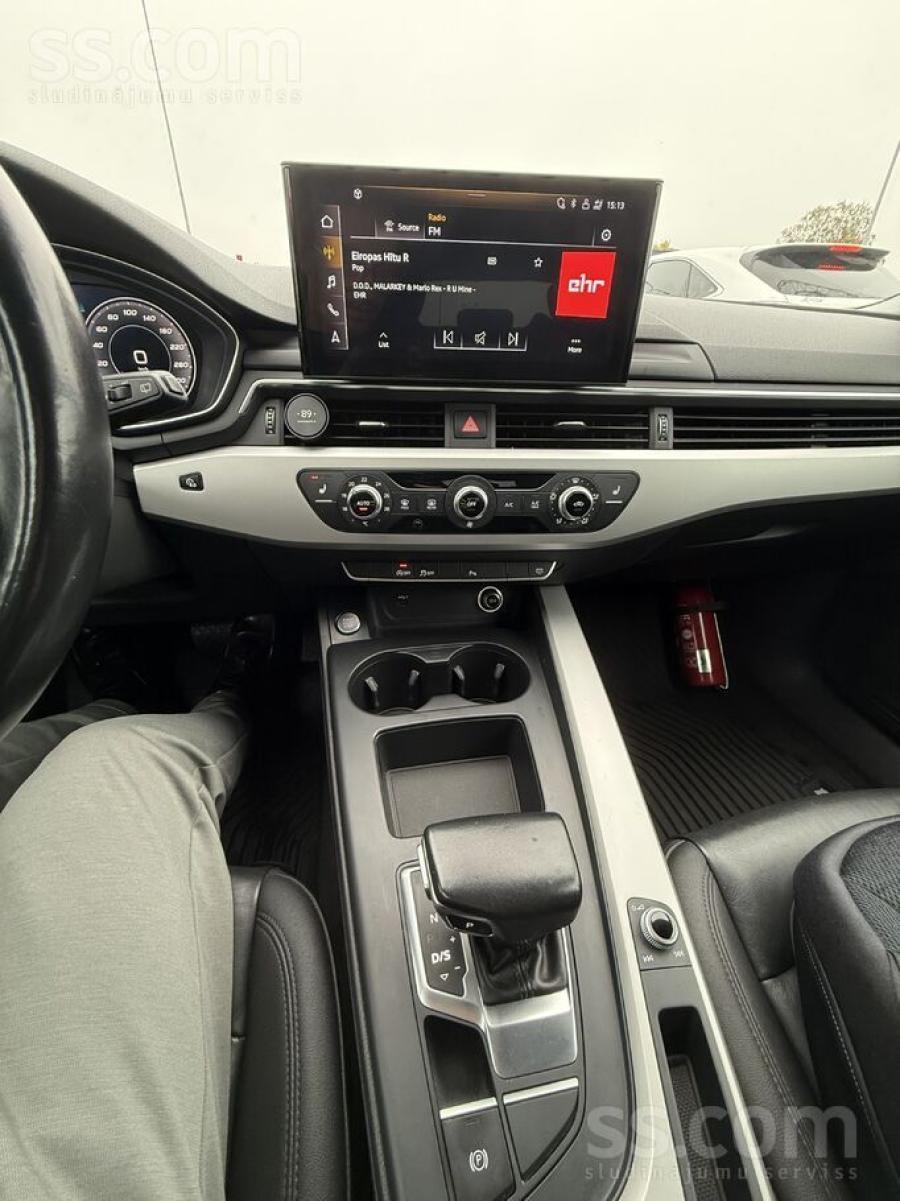 Pelēks Audi A4 2019 Rīga, ar dzinēja tilpumu 2.00 L un nobraukumu 150 tūkst. km par 19000 €, foto 13 vietnē AUTOMOTO.COM.LV