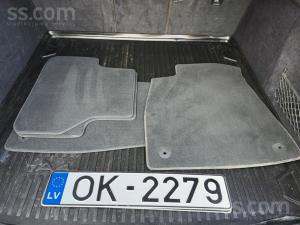 Grey Audi A4 2020 in Jekabpils, with an engine capacity of 2.00 L and mileage of 199 thousand km for 16980 €, photo 16 on AUTOMOTO.COM.LV