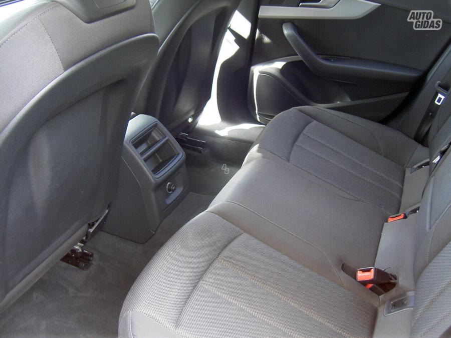 Pelēks Audi A4 2020 Viļņa, ar dzinēja tilpumu 2.00 L un nobraukumu 166 tūkst. km par 15199 €, foto 22 vietnē AUTOMOTO.COM.LV
