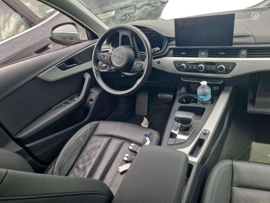 Pelēks Audi A4 2021 Viļņa, ar dzinēja tilpumu 1.97 L un nobraukumu 56 tūkst. km par 14800 €, foto 7 vietnē AUTOMOTO.COM.LV