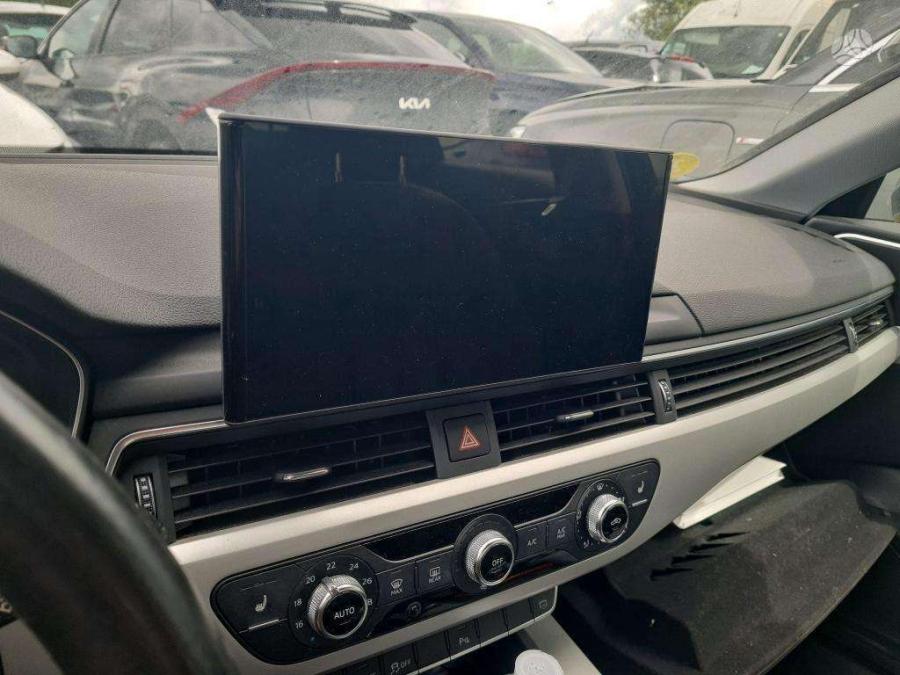 Pelēks Audi A4 2021 Viļņa, ar dzinēja tilpumu 1.97 L un nobraukumu 56 tūkst. km par 14800 €, foto 9 vietnē AUTOMOTO.COM.LV