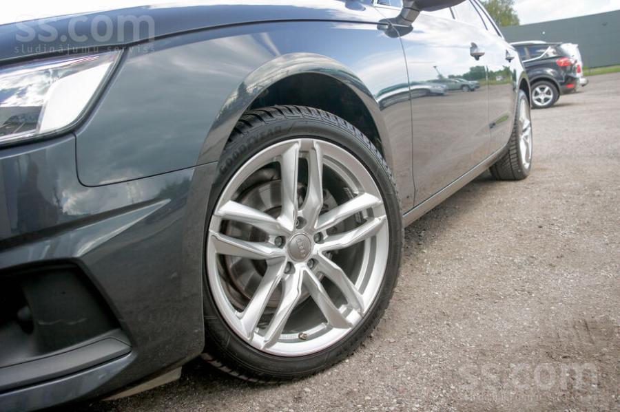 Grey Audi A4 2021 in Tukums, with an engine capacity of 2.00 L and mileage of 211 thousand km for 16491 €, photo 32 on AUTOMOTO.COM.LV