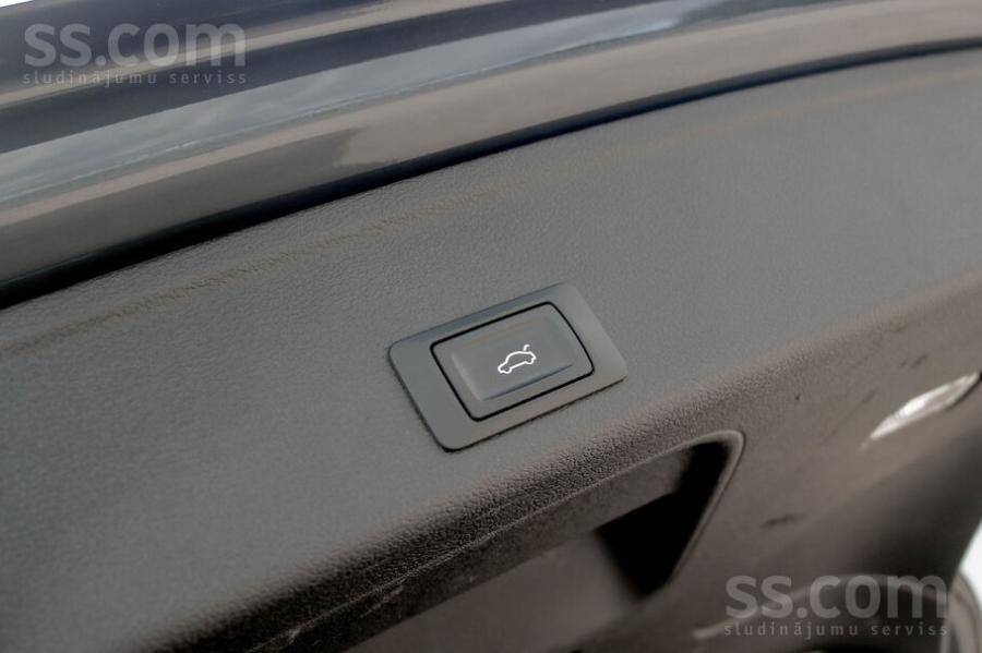 Grey Audi A4 2021 in Tukums, with an engine capacity of 2.00 L and mileage of 211 thousand km for 16491 €, photo 33 on AUTOMOTO.COM.LV