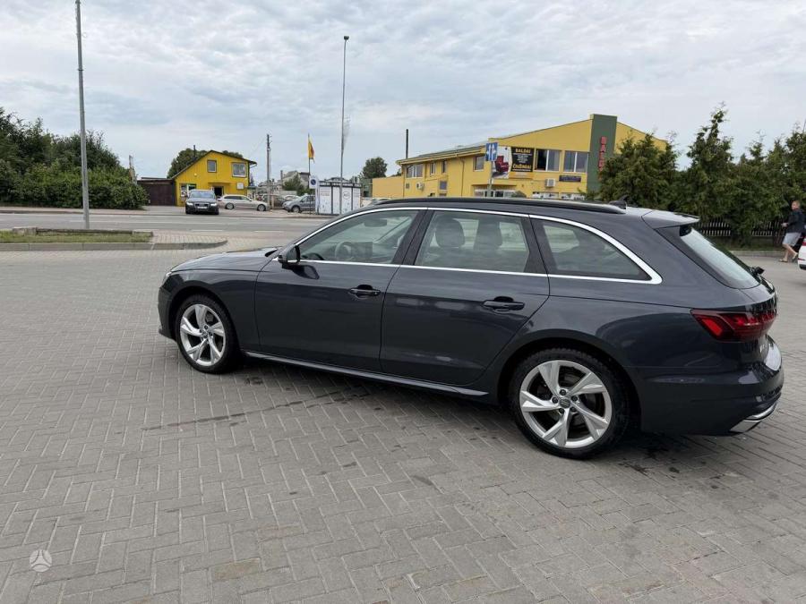 Grey Audi A4 2022 in Taurage, with an engine capacity of 1.97 L and mileage of 264 thousand km for 14200 €, photo 6 on AUTOMOTO.COM.LV
