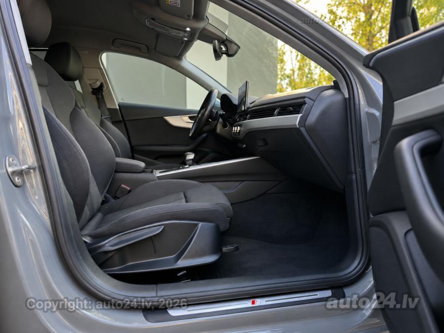 Pelēks Audi A4 2022 Tallina, ar dzinēja tilpumu 2.00 L un nobraukumu 210 tūkst. km par 18000 €, foto 13 vietnē AUTOMOTO.COM.LV