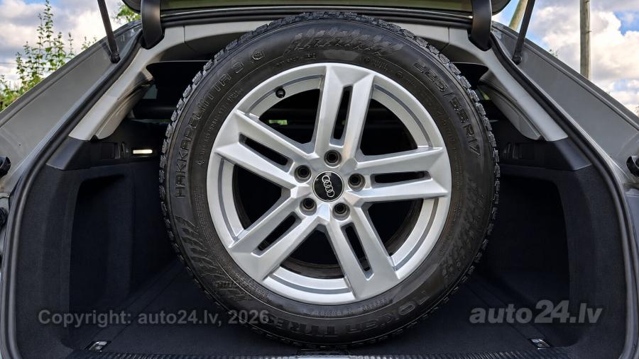 Pelēks Audi A4 2022 Tallina, ar dzinēja tilpumu 2.00 L un nobraukumu 210 tūkst. km par 18000 €, foto 17 vietnē AUTOMOTO.COM.LV