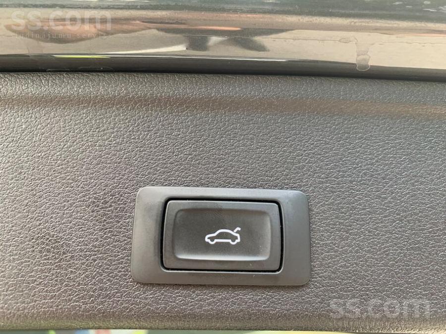 Pelēks Audi A4 2023 Rīga, ar dzinēja tilpumu 2.00 L un nobraukumu 229 tūkst. km par 16999 €, foto 32 vietnē AUTOMOTO.COM.LV