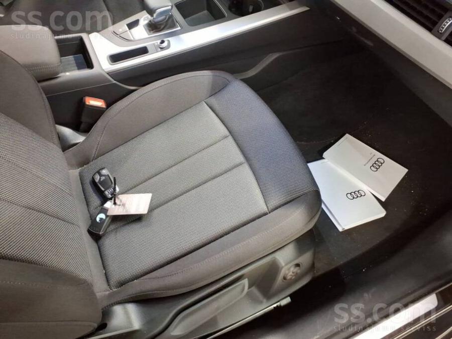 Grey Audi A4 2024 in Riga, with an engine capacity of 2.00 L and mileage of 12 thousand km for 29900 €, photo 7 on AUTOMOTO.COM.LV
