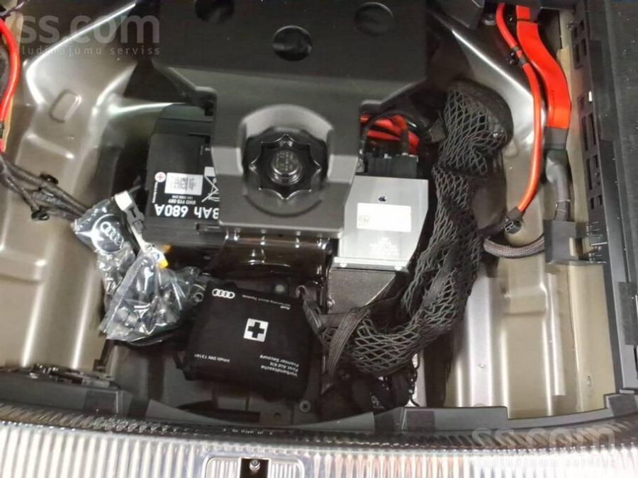 Grey Audi A4 2024 in Riga, with an engine capacity of 2.00 L and mileage of 12 thousand km for 29900 €, photo 15 on AUTOMOTO.COM.LV
