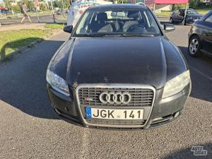 Audi A4 2008 in Vilnius, with an engine capacity of 2.00 L and mileage of 388 thousand km for 1200 €, photo 3 on AUTOMOTO.COM.LV