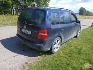 Audi A4 1998 in Prienai, with an engine capacity of 1.90 L and mileage of 420 thousand km for 700 €, photo 4 on AUTOMOTO.COM.LV