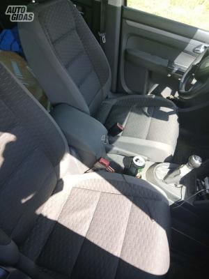 Audi A4 1998 in Prienai, with an engine capacity of 1.90 L and mileage of 420 thousand km for 700 €, photo 7 on AUTOMOTO.COM.LV