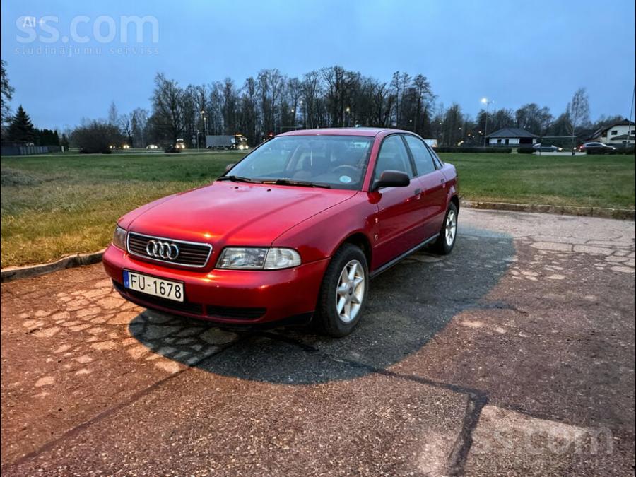 Oranžs Audi A4 1995 Jelgava, ar dzinēja tilpumu 1.80 L un nobraukumu 235 tūkst. km par 1350 €, foto 1 vietnē AUTOMOTO.COM.LV